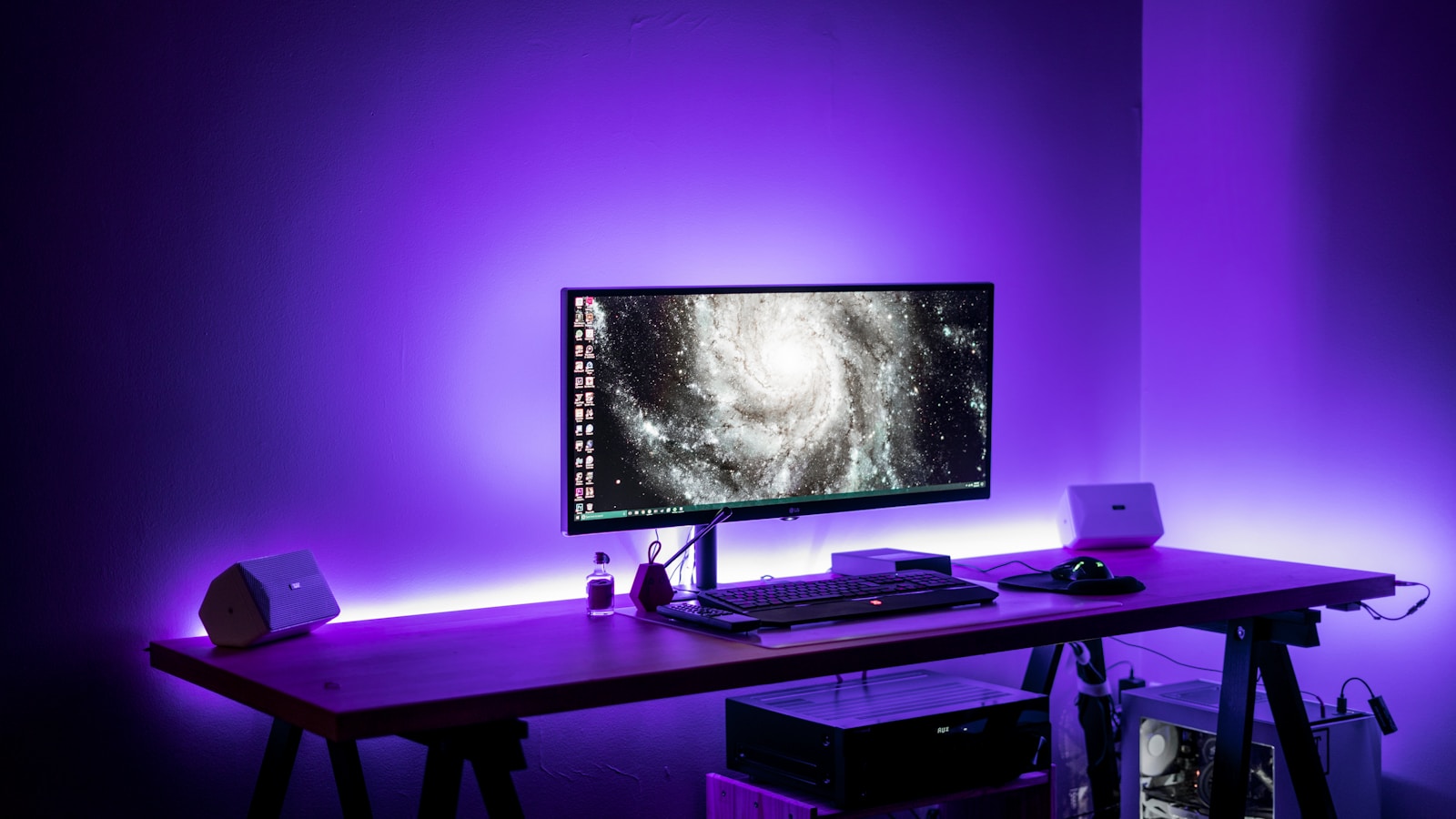10 Gadgets That Will Transform Your Room Into a Gamer's Paradise ...