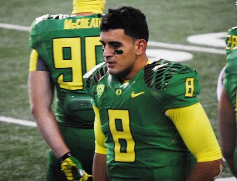 Ranking the 15 Best College Quarterbacks of All Time - Gamer Koala