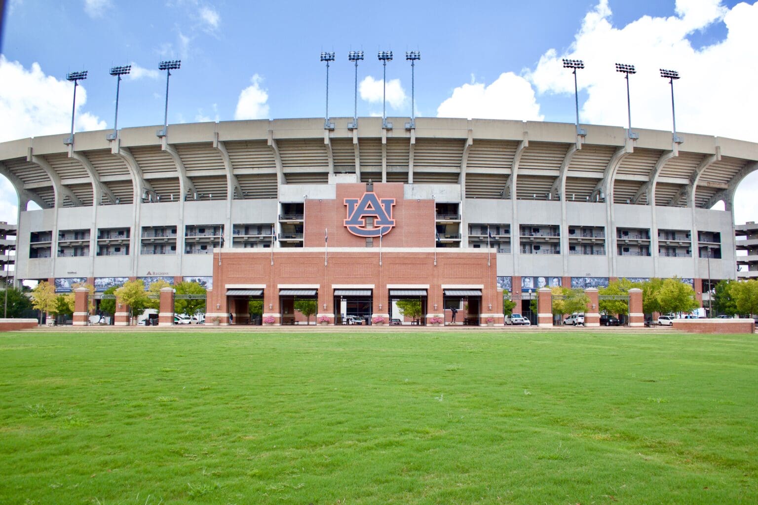 The 20 Best College Football Stadiums in the Country, Ranked - Gamer Koala