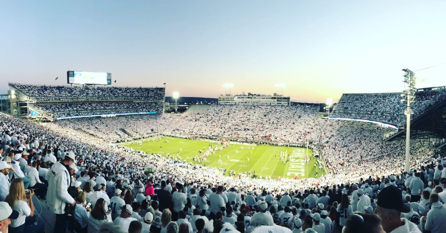 The 20 Best College Football Stadiums in the Country, Ranked - Gamer Koala