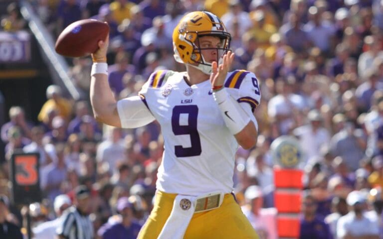 Ranking the Top 10 Legendary College Football Teams - Gamer Koala