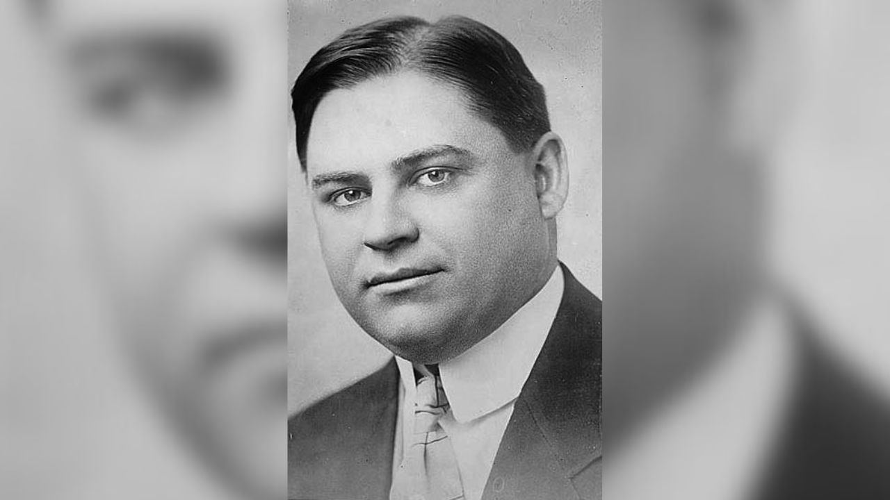 Ranking the 10 Most Incompetent MLB Owners Ever - Gamer Koala