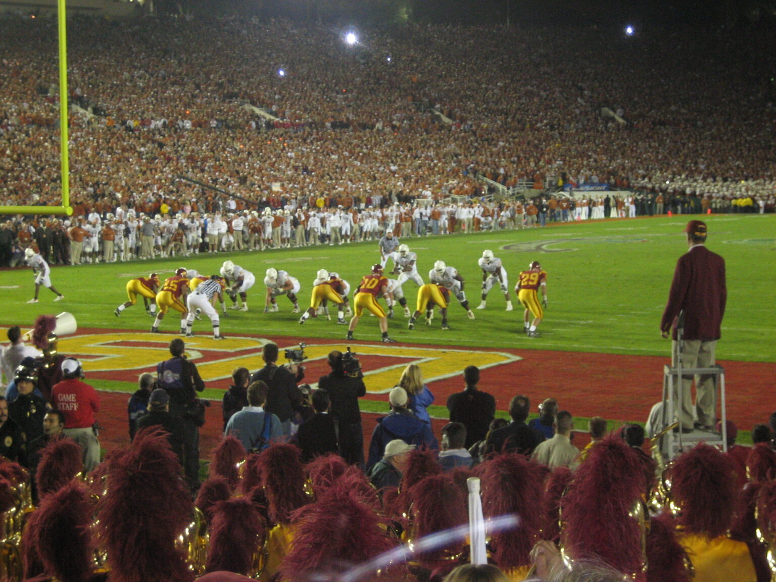 The 20 Best College Football Stadiums in the Country, Ranked - Gamer Koala