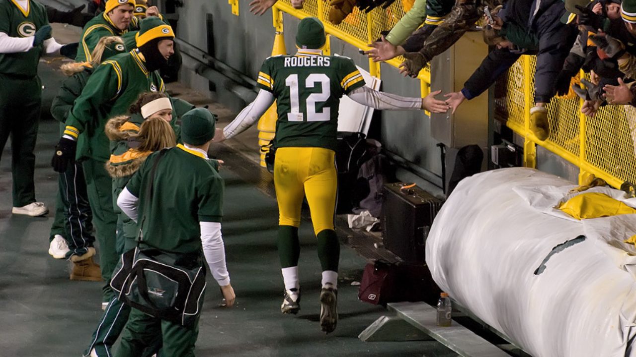 20 Athletes Whose Legacy Is Built on Character, Not Controversy - Gamer ...