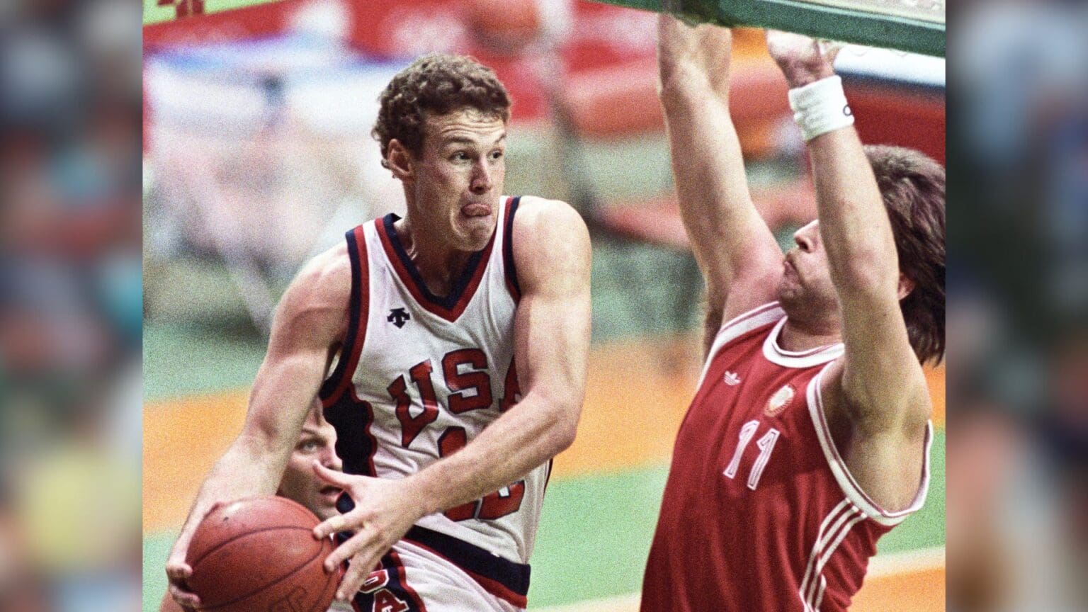 19 NBA Big Men Who Played Like Guards Before It Was Trendy - Gamer Koala