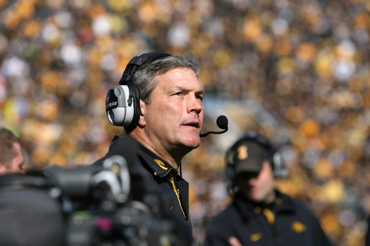 20 College Football Coaches Who Lived Off One Great Year - Gamer Koala