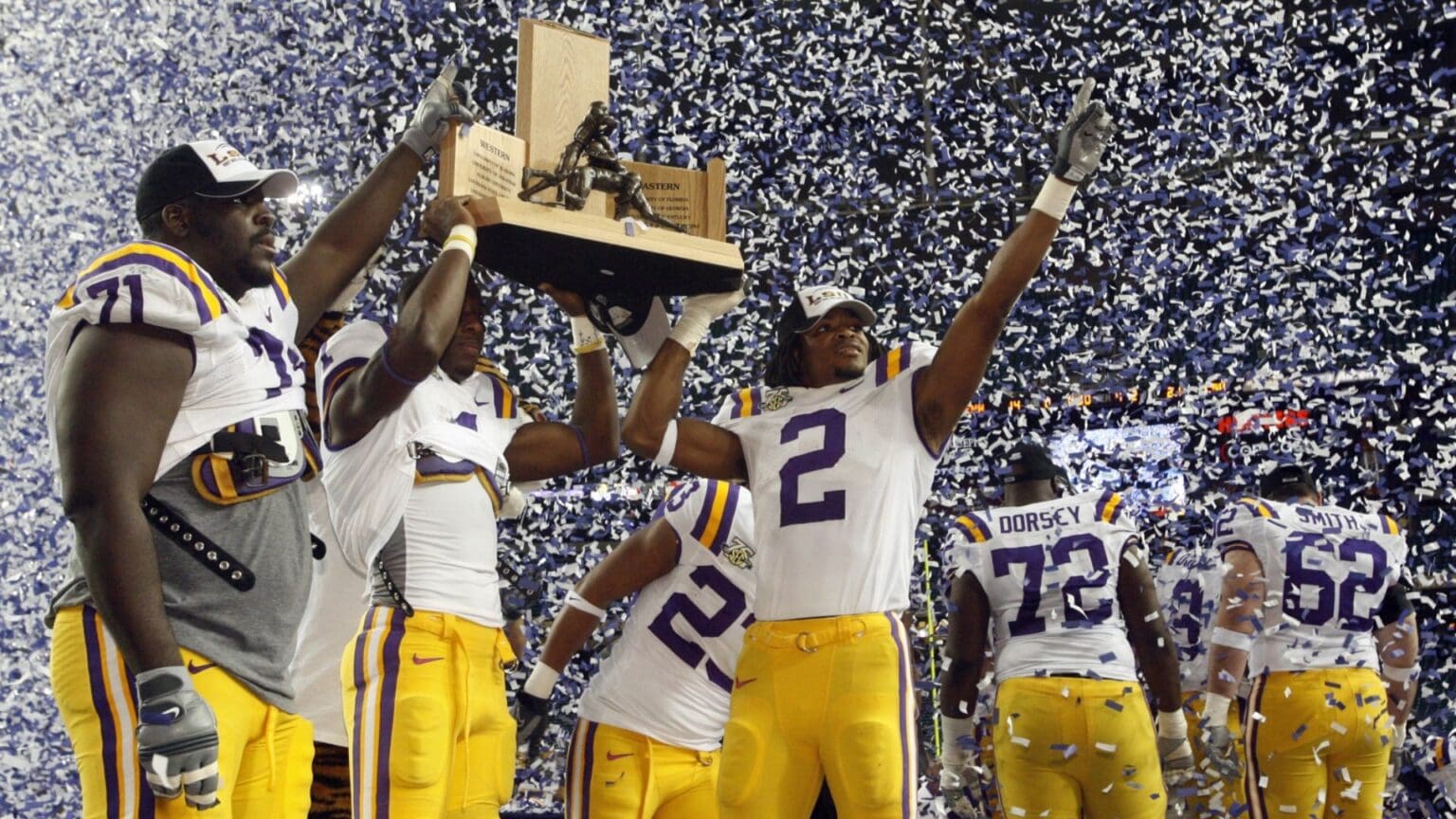 The 15 Most Hated College Football Teams of the Last 25 Years - Gamer Koala