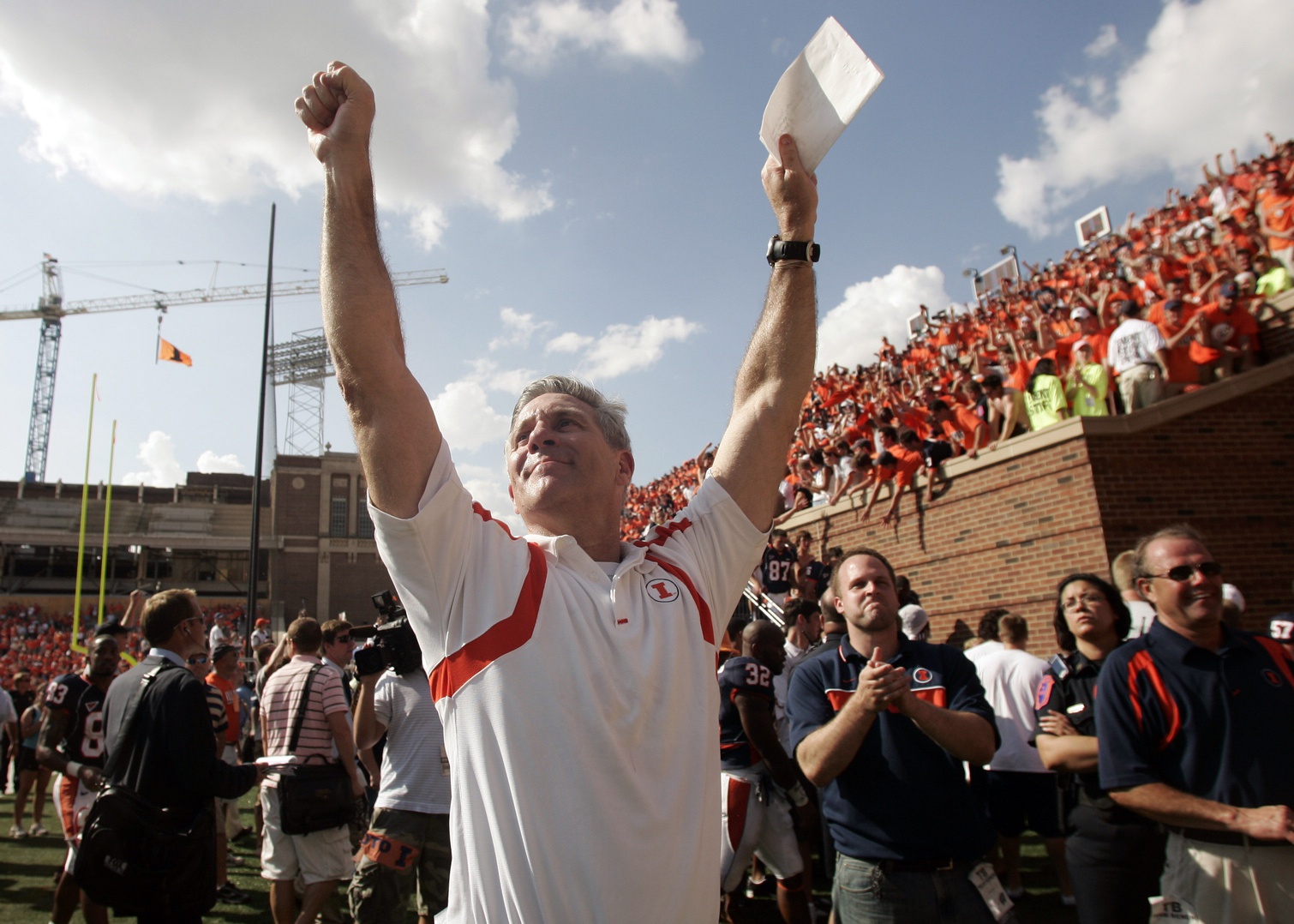 20 College Football Coaches Who Lived Off One Great Year - Gamer Koala