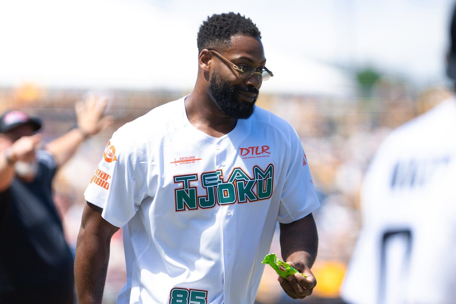 15 NFL Players Who Would Thrive in the WWE - Gamer Koala